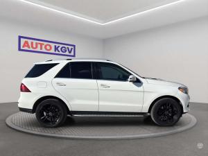 Белый Мерседес ГЛE 350 2018 в Клайпеда, объемом двигателя 3.50 л и пробегом 99 тыс. км за 24499 €, фото 7 на AUTOMOTO.COM.LV
