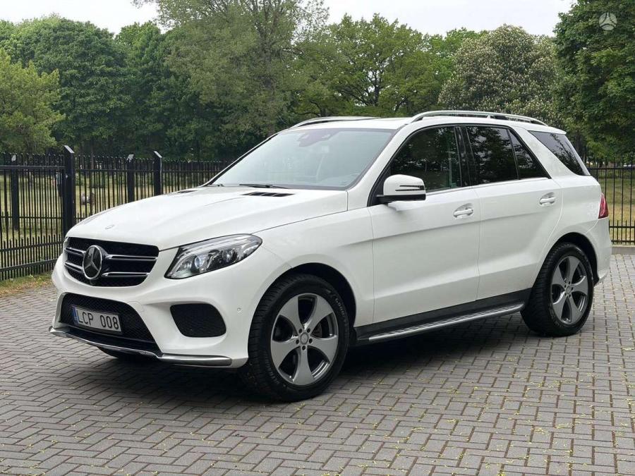 Balts Mercedes-Benz GLE 350 2019 Klaipėda, ar dzinēja tilpumu 3.50 L un nobraukumu 158 tūkst. km par 21000 €, foto 1 vietnē AUTOMOTO.COM.LV