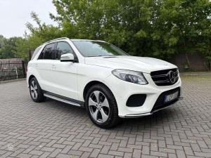 Balts Mercedes-Benz GLE 350 2019 Klaipėda, ar dzinēja tilpumu 3.50 L un nobraukumu 158 tūkst. km par 21000 €, foto 4 vietnē AUTOMOTO.COM.LV