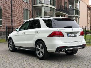 Balts Mercedes-Benz GLE 350 2019 Klaipėda, ar dzinēja tilpumu 3.50 L un nobraukumu 158 tūkst. km par 21000 €, foto 6 vietnē AUTOMOTO.COM.LV