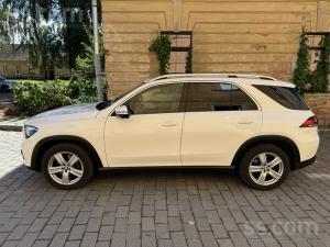 Белый Мерседес ГЛE 350 2019 в Даугавпилс, объемом двигателя 3.00 л и пробегом 145 тыс. км за 46550 €, фото 3 на AUTOMOTO.COM.LV