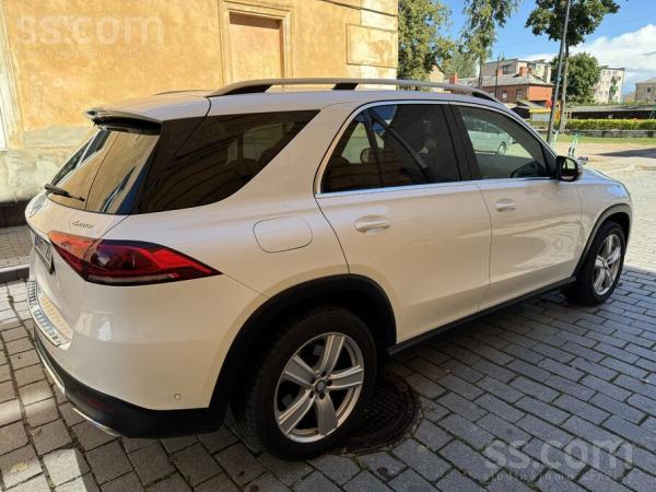 Белый Мерседес ГЛE 350 2019 в Даугавпилс, объемом двигателя 3.00 л и пробегом 145 тыс. км за 46550 €, фото 4 на AUTOMOTO.COM.LV