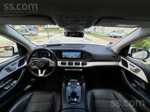 Белый Мерседес ГЛE 350 2019 в Даугавпилс, объемом двигателя 3.00 л и пробегом 145 тыс. км за 46550 €, фото 13 на AUTOMOTO.COM.LV