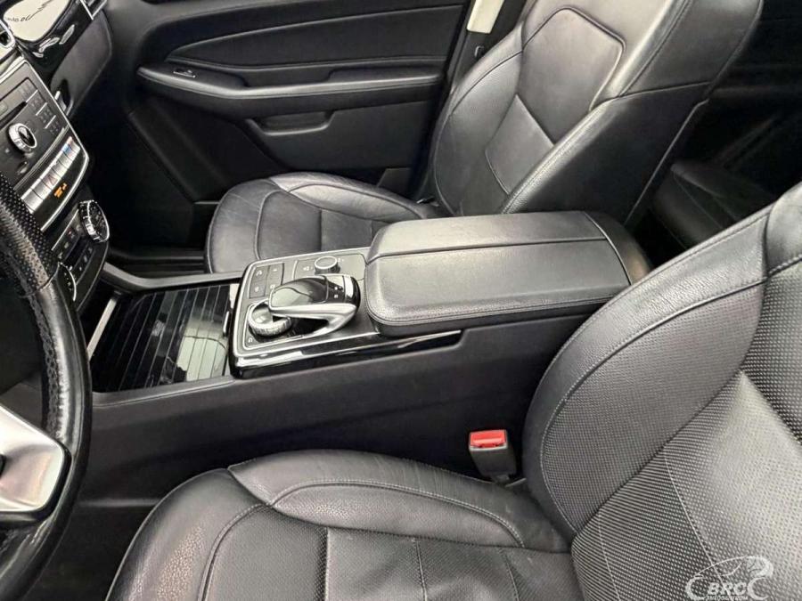 Белый Мерседес ГЛE 350 2019 в Вильнюс, объемом двигателя 2.99 л и пробегом 137 тыс. км за 25900 €, фото 29 на AUTOMOTO.COM.LV