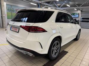 White Mercedes-Benz GLE 350 2020 in Vilnius, with an engine capacity of 3.00 L and mileage of 157 thousand km for 43700 €, photo 7 on AUTOMOTO.COM.LV