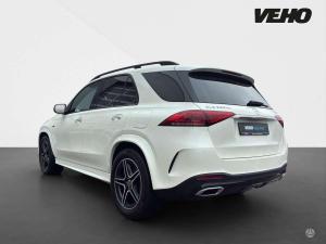 White Mercedes-Benz GLE 350 2020 in Vilnius, with an engine capacity of 1.95 L and mileage of 102 thousand km for 49900 €, photo 4 on AUTOMOTO.COM.LV