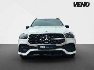 White Mercedes-Benz GLE 350 2020 in Vilnius, with an engine capacity of 1.95 L and mileage of 102 thousand km for 49900 €, photo 9 on AUTOMOTO.COM.LV