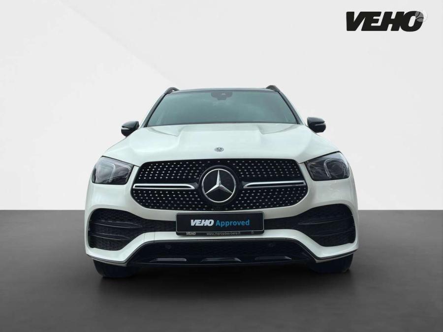 White Mercedes-Benz GLE 350 2020 in Vilnius, with an engine capacity of 1.95 L and mileage of 102 thousand km for 49900 €, photo 9 on AUTOMOTO.COM.LV
