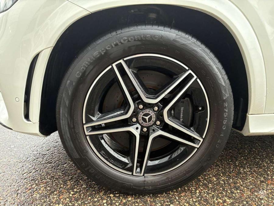 White Mercedes-Benz GLE 350 2020 in Vilnius, with an engine capacity of 1.95 L and mileage of 102 thousand km for 49900 €, photo 12 on AUTOMOTO.COM.LV