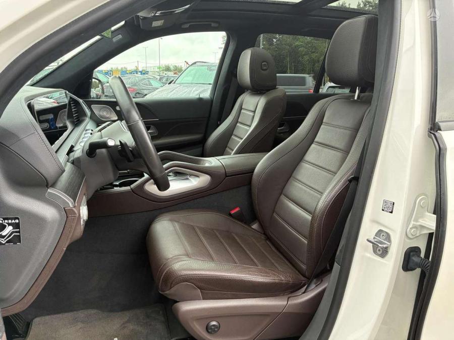 White Mercedes-Benz GLE 350 2020 in Vilnius, with an engine capacity of 1.95 L and mileage of 102 thousand km for 49900 €, photo 15 on AUTOMOTO.COM.LV