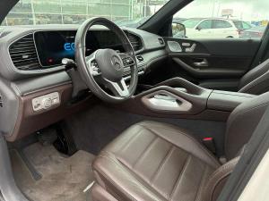 White Mercedes-Benz GLE 350 2020 in Vilnius, with an engine capacity of 1.95 L and mileage of 102 thousand km for 49900 €, photo 16 on AUTOMOTO.COM.LV