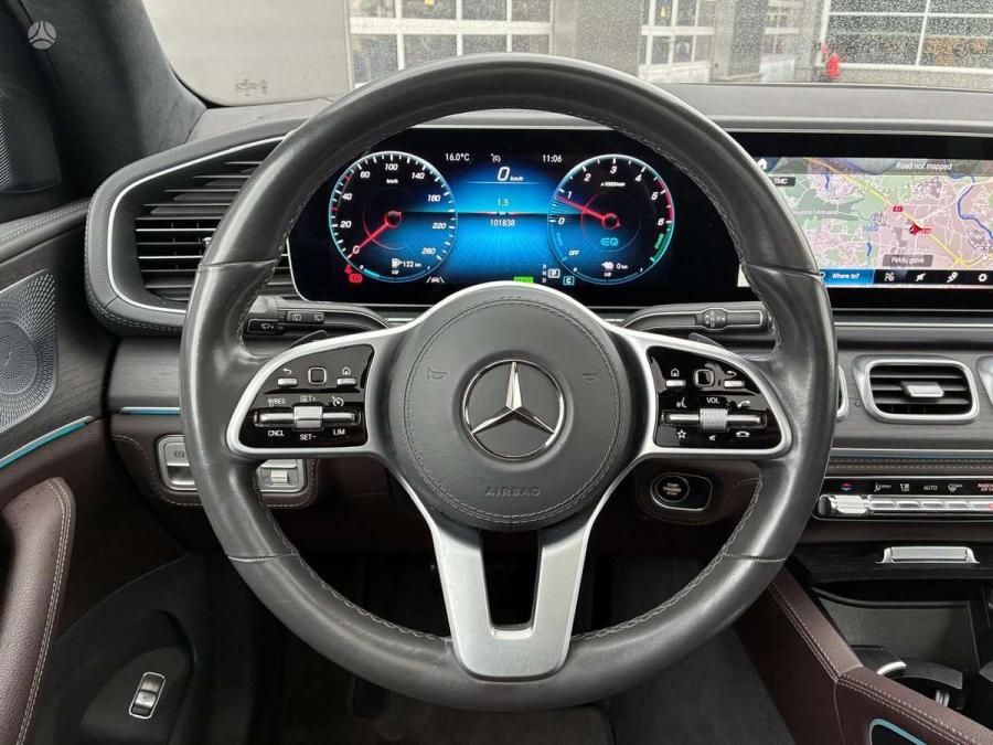 White Mercedes-Benz GLE 350 2020 in Vilnius, with an engine capacity of 1.95 L and mileage of 102 thousand km for 49900 €, photo 20 on AUTOMOTO.COM.LV
