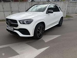 White Mercedes-Benz GLE 350 2020 in Kaunas, with an engine capacity of 2.93 L and mileage of 173 thousand km for 41750 €, photo  on AUTOMOTO.COM.LV