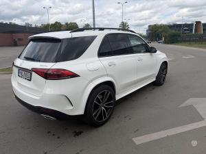 White Mercedes-Benz GLE 350 2020 in Kaunas, with an engine capacity of 2.93 L and mileage of 173 thousand km for 41750 €, photo 4 on AUTOMOTO.COM.LV