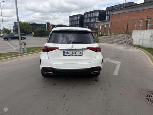 White Mercedes-Benz GLE 350 2020 in Kaunas, with an engine capacity of 2.93 L and mileage of 173 thousand km for 41750 €, photo 5 on AUTOMOTO.COM.LV