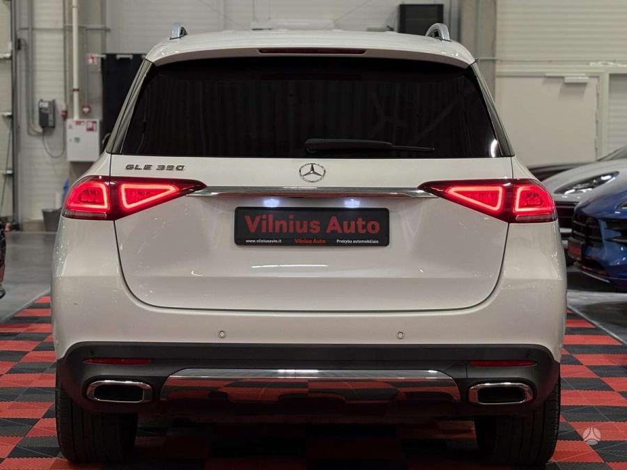 Balts Mercedes-Benz GLE 350 2020 Viļņa, ar dzinēja tilpumu 1.99 L un nobraukumu 153 tūkst. km par 36500 €, foto 6 vietnē AUTOMOTO.COM.LV