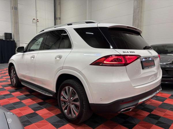 Balts Mercedes-Benz GLE 350 2020 Viļņa, ar dzinēja tilpumu 1.99 L un nobraukumu 153 tūkst. km par 36500 €, foto 7 vietnē AUTOMOTO.COM.LV