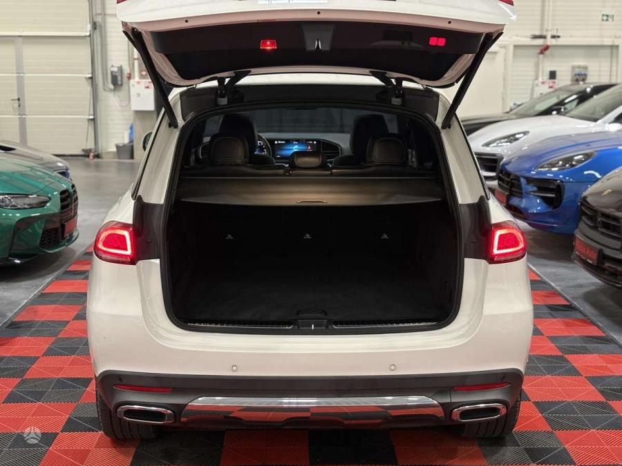 Balts Mercedes-Benz GLE 350 2020 Viļņa, ar dzinēja tilpumu 1.99 L un nobraukumu 153 tūkst. km par 36500 €, foto 35 vietnē AUTOMOTO.COM.LV