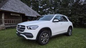 White Mercedes-Benz GLE 350 2020 in Kaunas, with an engine capacity of 2.00 L and mileage of 218 thousand km for 32900 €, photo  on AUTOMOTO.COM.LV