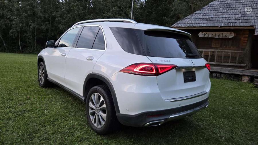Balts Mercedes-Benz GLE 350 2020 Kauņa, ar dzinēja tilpumu 2.00 L un nobraukumu 218 tūkst. km par 32900 €, foto 6 vietnē AUTOMOTO.COM.LV