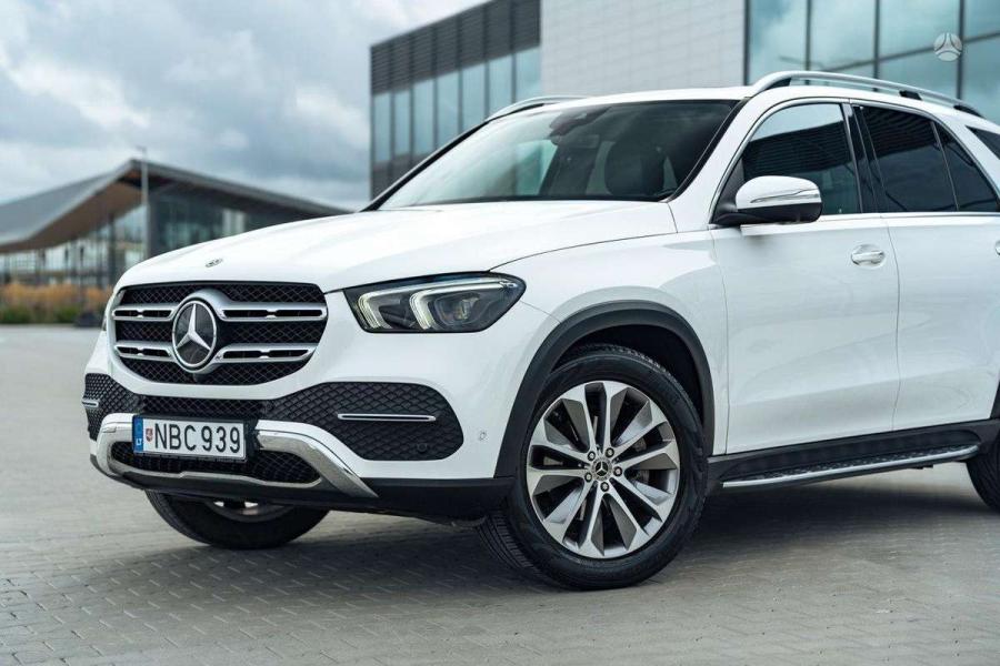 Белый Мерседес ГЛE 350 2020 в Клайпеда, объемом двигателя 2.00 л и пробегом 89 тыс. км за 33900 €, фото 3 на AUTOMOTO.COM.LV