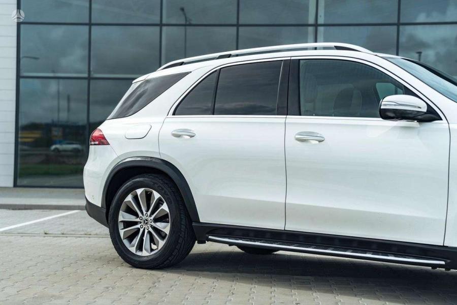 Белый Мерседес ГЛE 350 2020 в Клайпеда, объемом двигателя 2.00 л и пробегом 89 тыс. км за 33900 €, фото 34 на AUTOMOTO.COM.LV