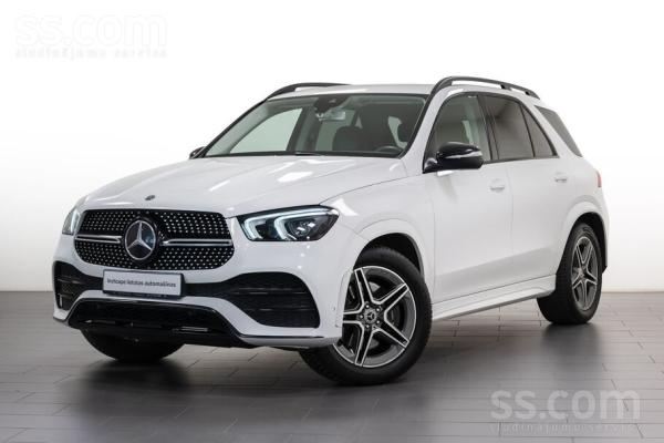 White Mercedes-Benz GLE 350 2021 in Riga, with an engine capacity of 3.00 L and mileage of 136 thousand km for 48500 €, photo 1 on AUTOMOTO.COM.LV