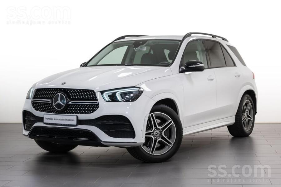 Белый Мерседес ГЛE 350 2021 в Рига, объемом двигателя 3.00 л и пробегом 136 тыс. км за 48500 €, фото 1 на AUTOMOTO.COM.LV
