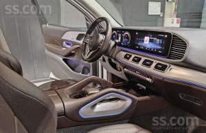 White Mercedes-Benz GLE 350 2021 in Riga, with an engine capacity of 3.00 L and mileage of 162 thousand km for 44900 €, photo 16 on AUTOMOTO.COM.LV