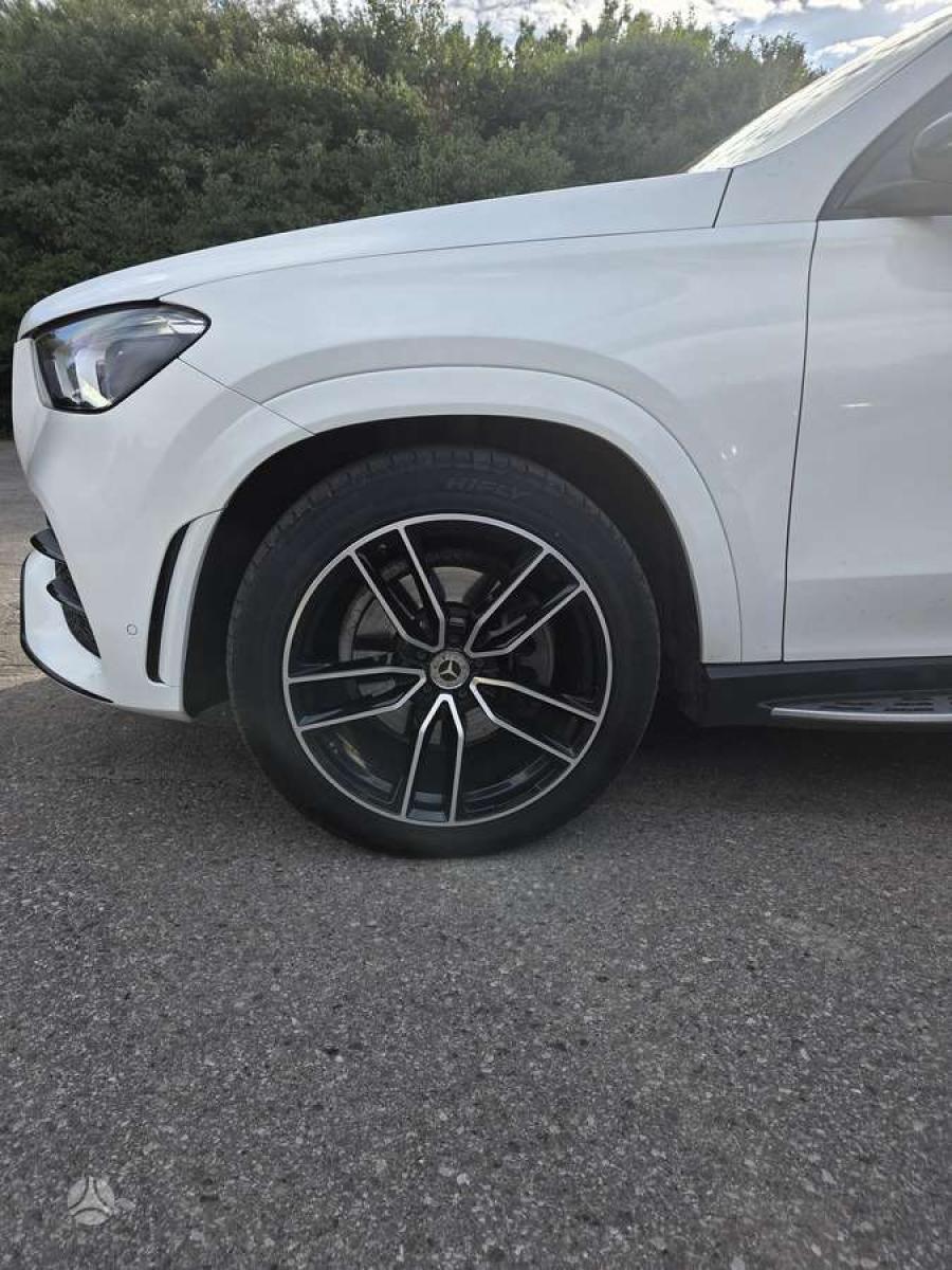Белый Мерседес ГЛE 350 2021 в Каунас, объемом двигателя 2.93 л и пробегом 89 тыс. км за 48700 €, фото 9 на AUTOMOTO.COM.LV