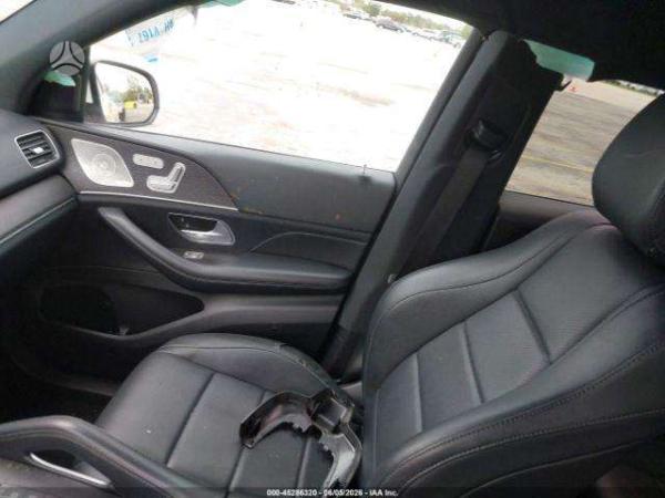 White Mercedes-Benz GLE 350 2022 in Kaunas, with an engine capacity of 2.00 L and mileage of 73 thousand km for 15367 €, photo 5 on AUTOMOTO.COM.LV