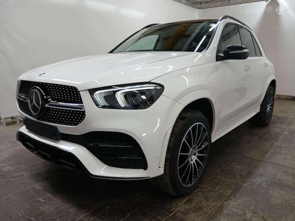Белый Мерседес ГЛE 350 2022 в Вильнюс, объемом двигателя 1.95 л и пробегом 146 тыс. км за 52666 €, фото 1 на AUTOMOTO.COM.LV