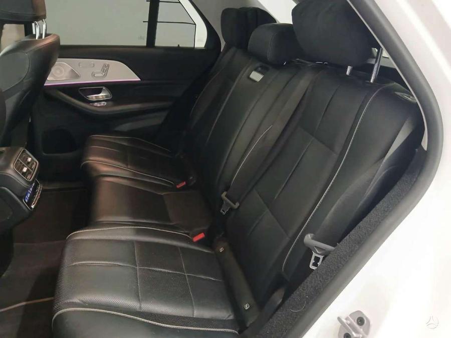 Белый Мерседес ГЛE 350 2022 в Вильнюс, объемом двигателя 1.95 л и пробегом 146 тыс. км за 52666 €, фото 23 на AUTOMOTO.COM.LV