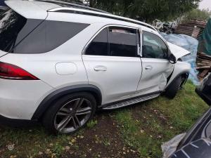 Balts Mercedes-Benz GLE 350 2022 Kauņa, ar dzinēja tilpumu 2.00 L un nobraukumu 73 tūkst. km par 14944 €, foto 6 vietnē AUTOMOTO.COM.LV