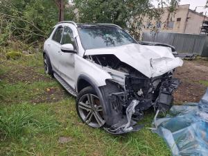 Balts Mercedes-Benz GLE 350 2022 Kauņa, ar dzinēja tilpumu 2.00 L un nobraukumu 73 tūkst. km par 14944 €, foto 7 vietnē AUTOMOTO.COM.LV