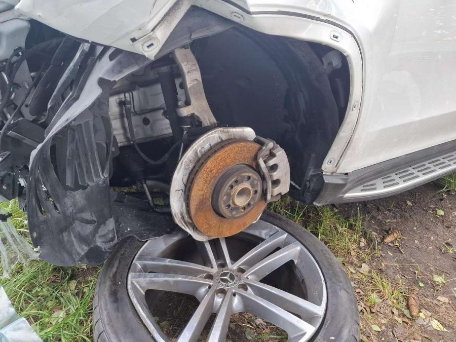 Balts Mercedes-Benz GLE 350 2022 Kauņa, ar dzinēja tilpumu 2.00 L un nobraukumu 73 tūkst. km par 14944 €, foto 14 vietnē AUTOMOTO.COM.LV