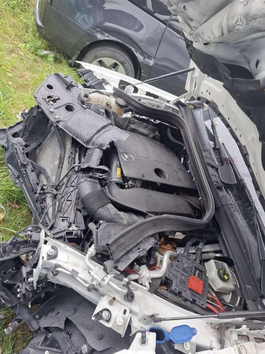 Balts Mercedes-Benz GLE 350 2022 Kauņa, ar dzinēja tilpumu 2.00 L un nobraukumu 73 tūkst. km par 14944 €, foto 15 vietnē AUTOMOTO.COM.LV