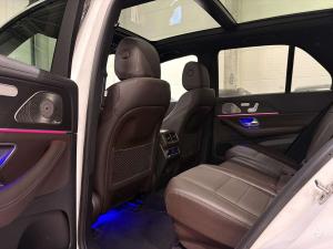 Balts Mercedes-Benz GLE 350 2023 Viļņa, ar dzinēja tilpumu 1.95 L un nobraukumu 43 tūkst. km par 62990 €, foto 32 vietnē AUTOMOTO.COM.LV