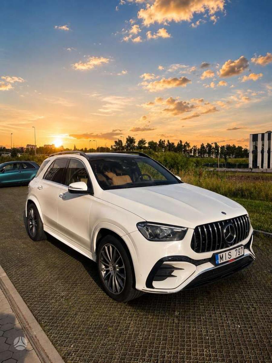 Balts Mercedes-Benz GLE 350 2024 Viļņa, ar dzinēja tilpumu 1.99 L un nobraukumu 60 tūkst. km par 65200 €, foto 1 vietnē AUTOMOTO.COM.LV