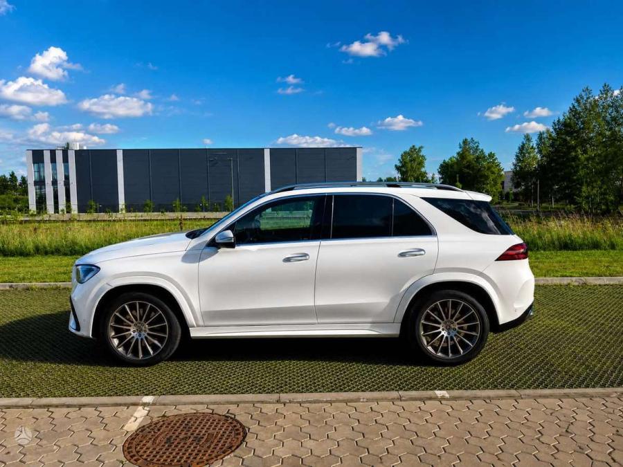 Balts Mercedes-Benz GLE 350 2024 Viļņa, ar dzinēja tilpumu 1.99 L un nobraukumu 60 tūkst. km par 65200 €, foto 5 vietnē AUTOMOTO.COM.LV
