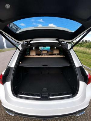 Balts Mercedes-Benz GLE 350 2024 Viļņa, ar dzinēja tilpumu 1.99 L un nobraukumu 60 tūkst. km par 65200 €, foto 9 vietnē AUTOMOTO.COM.LV