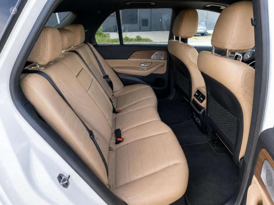 Balts Mercedes-Benz GLE 350 2024 Viļņa, ar dzinēja tilpumu 1.99 L un nobraukumu 60 tūkst. km par 65200 €, foto 12 vietnē AUTOMOTO.COM.LV