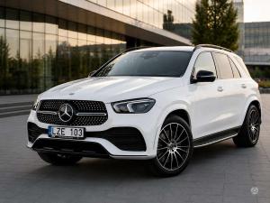 White Mercedes-Benz GLE 350 2019 in Kaunas, with an engine capacity of 0.00 L and mileage of 205 thousand km for 47500 €, photo  on AUTOMOTO.COM.LV