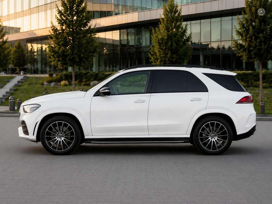 Белый Мерседес ГЛE 350 2019 в Каунас, объемом двигателя 0.00 л и пробегом 205 тыс. км за 47500 €, фото 3 на AUTOMOTO.COM.LV
