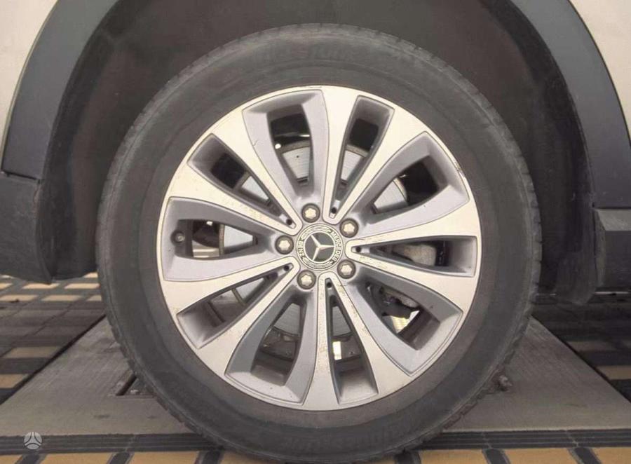 Dzeltens Mercedes-Benz GLE 350 2020 Ukmergė, ar dzinēja tilpumu 2.00 L un nobraukumu 257 tūkst. km par 26500 €, foto 25 vietnē AUTOMOTO.COM.LV