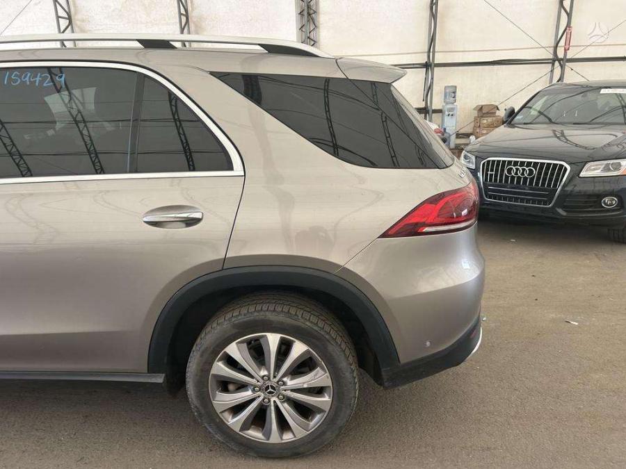 Желтый Мерседес ГЛE 350 2020 в Укмерге, объемом двигателя 2.00 л и пробегом 257 тыс. км за 26500 €, фото 11 на AUTOMOTO.COM.LV