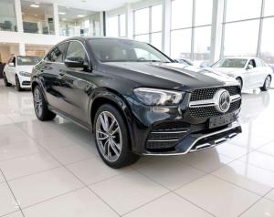 Black Mercedes-Benz GLE 400 2023 in Tallinn, with an engine capacity of 2.93 L and mileage of 23 thousand km for 80900 €, photo  on AUTOMOTO.COM.LV