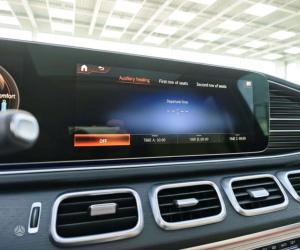 Black Mercedes-Benz GLE 400 2023 in Tallinn, with an engine capacity of 2.93 L and mileage of 23 thousand km for 80900 €, photo 12 on AUTOMOTO.COM.LV