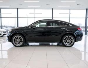 Black Mercedes-Benz GLE 400 2023 in Tallinn, with an engine capacity of 2.93 L and mileage of 23 thousand km for 80900 €, photo 15 on AUTOMOTO.COM.LV