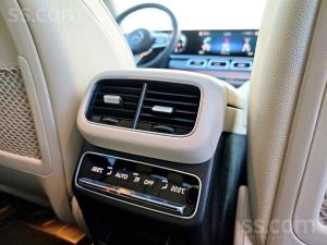 Melns Mercedes-Benz GLE 400 2023 Tallina, ar dzinēja tilpumu 2.90 L un nobraukumu 24 tūkst. km par 69900 €, foto 24 vietnē AUTOMOTO.COM.LV